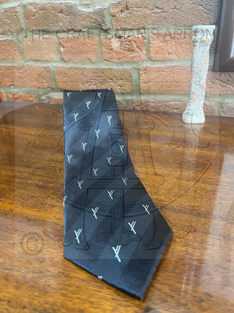 The Johnson Necktie – The Craftsman's Apron