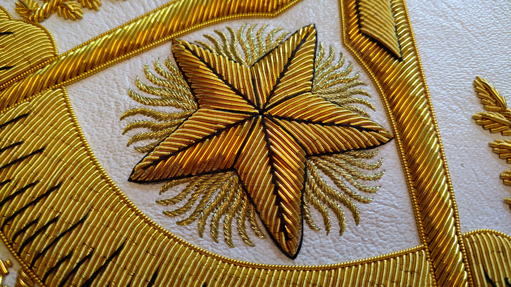 "The Bizzack" Past Master Apron – The Craftsman's Apron